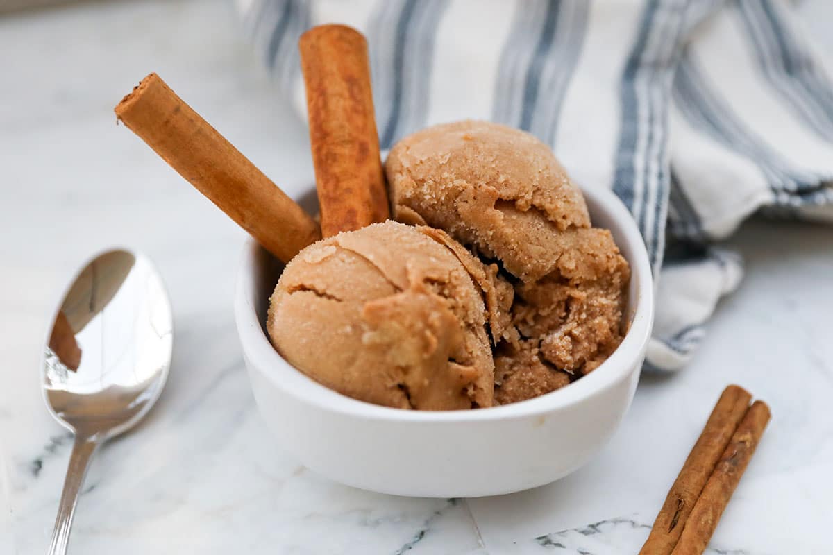 Cinnamon Spiced Ice Cream - Plant-Based Diet Recipes