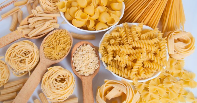 Is Pasta Plant-Based? The Delicious (and Healthy) Answer - Center for ...